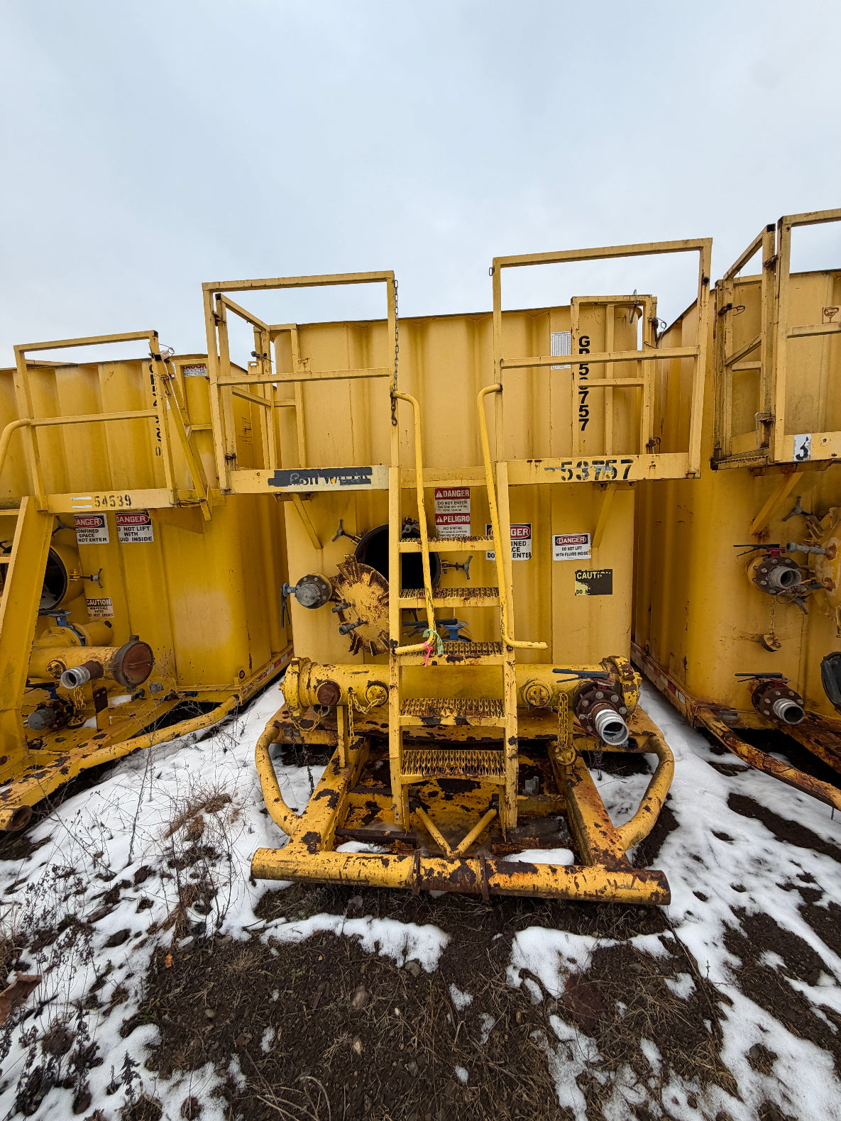 Dragon Flat Roof Frac Tank (GP53757) – FracTanks.com